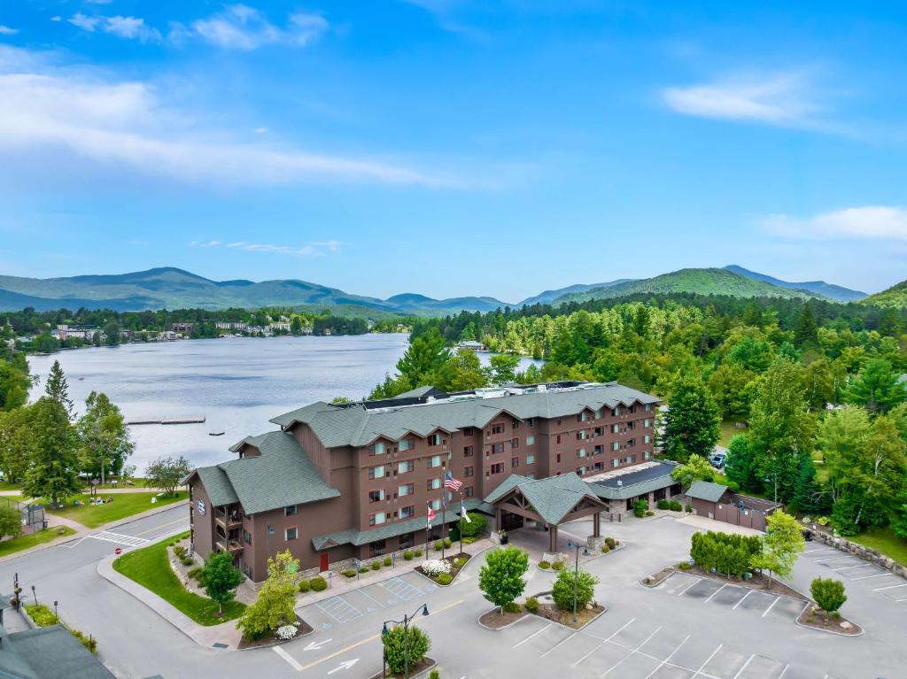 Hampton Inn & Suites Lake Placid, Lake Placid (updated prices 2025)