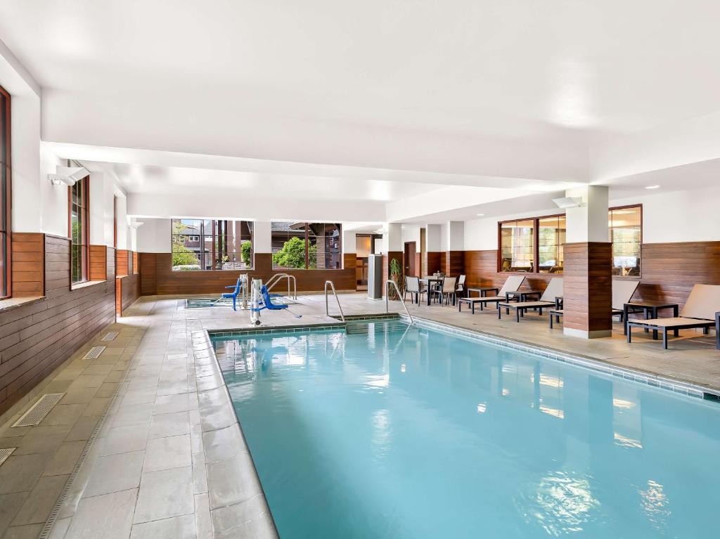 Hampton Inn & Suites Lake Placid, Lake Placid (updated prices 2025)