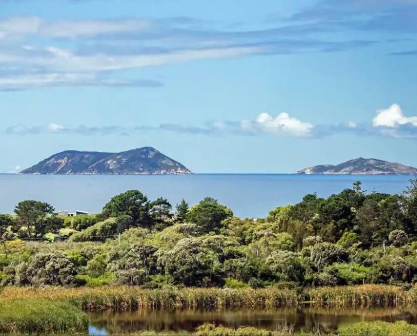 Island House, Albany (updated prices 2026)