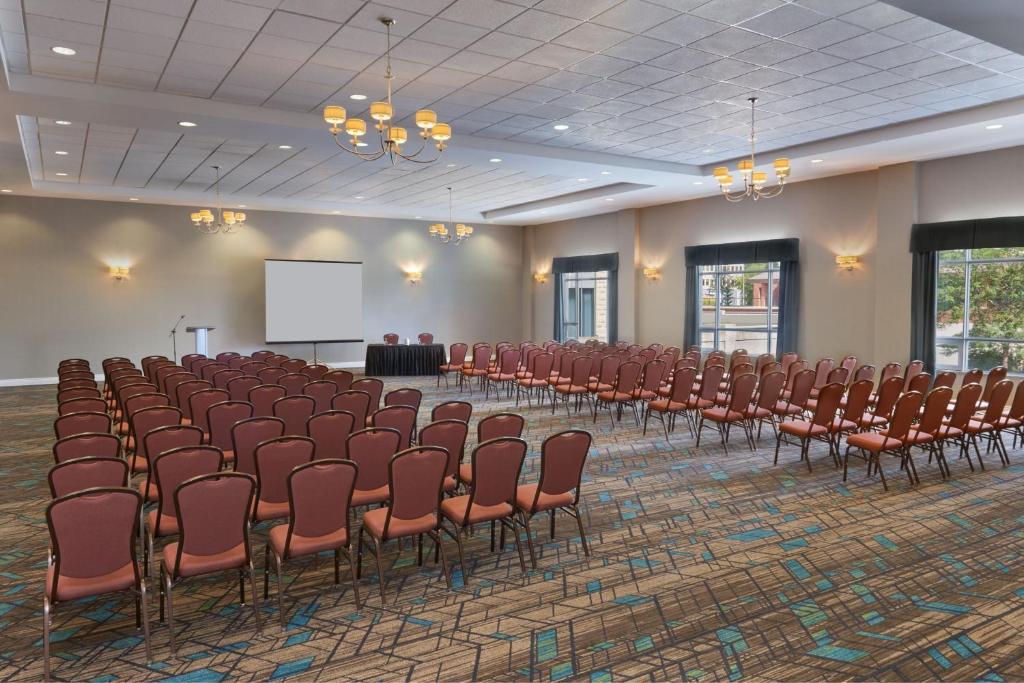 Residence Inn by Marriott Kingston Water's Edge, Kingston (updated ...