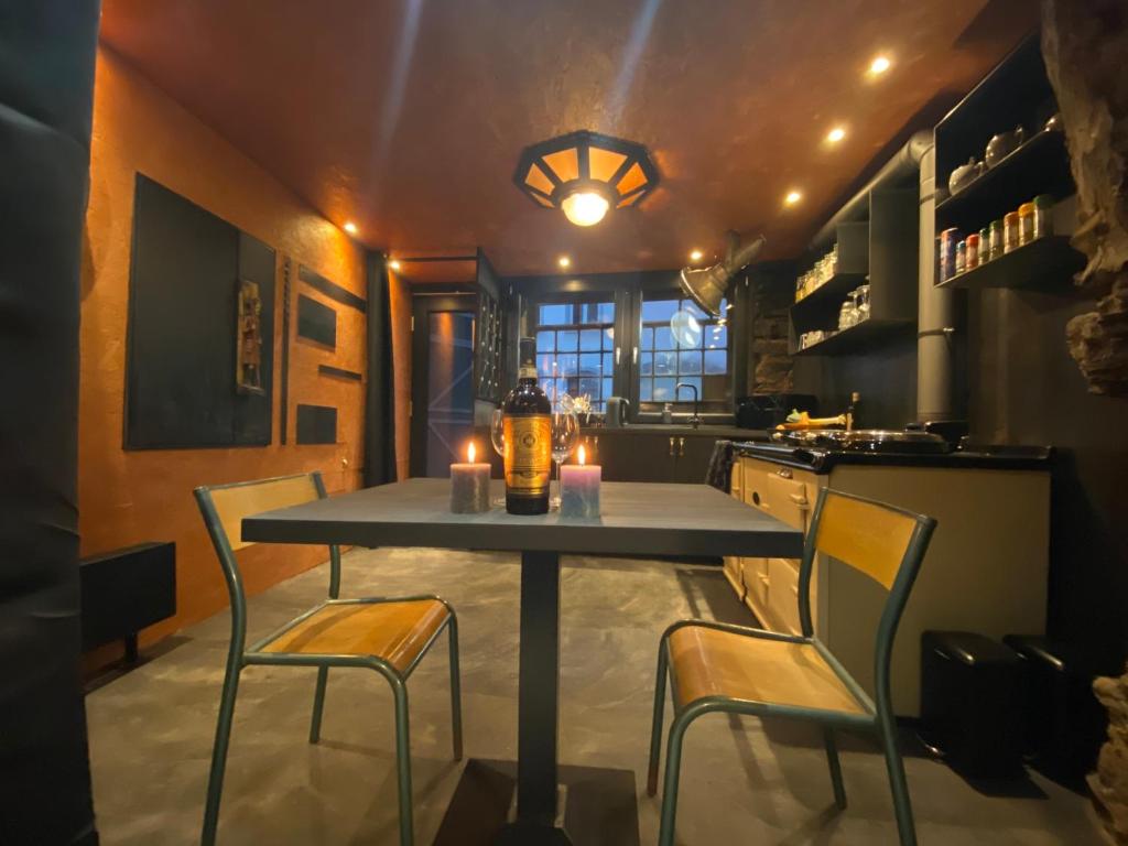 Beim Mulles - Black Smith - Vianden, Vianden (updated prices 2025)