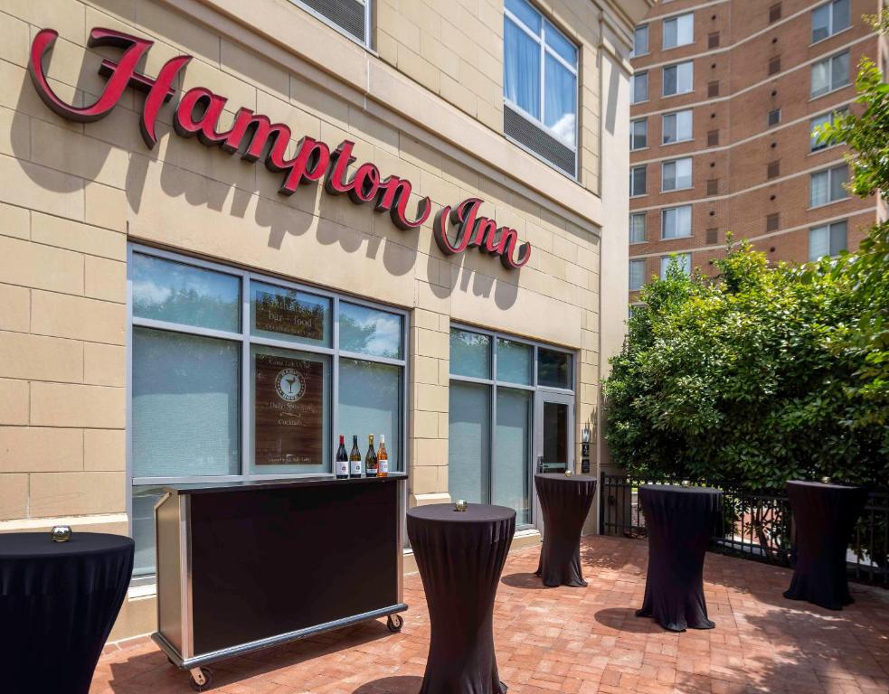 Hampton Inn Washington DC - Convention Center, Washington, D.C ...