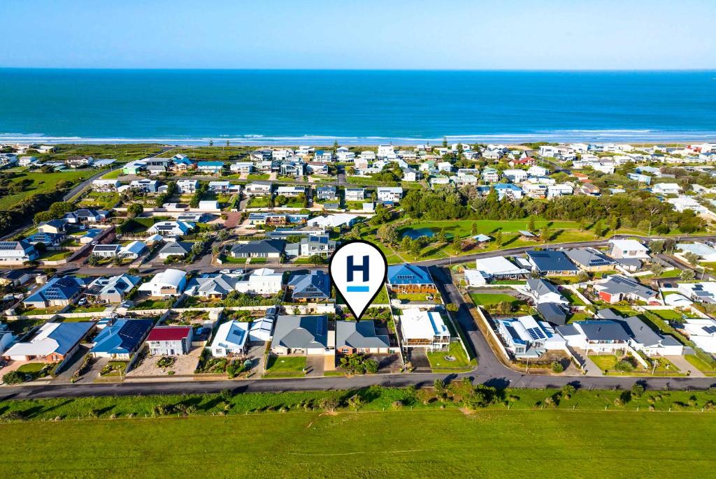 15 Offshore Dr Middleton - Linen & Wi-Fi Included, Middleton (updated ...