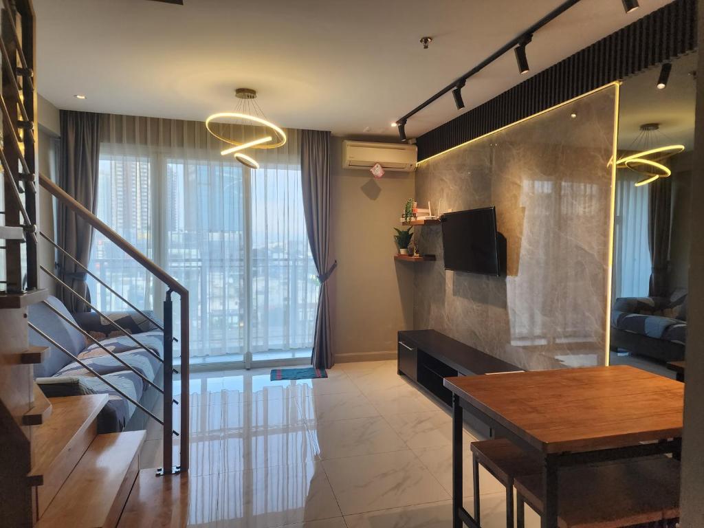 2 BR Apartment Grand Jati Junction Medan view City 12th Floor, Medan ...