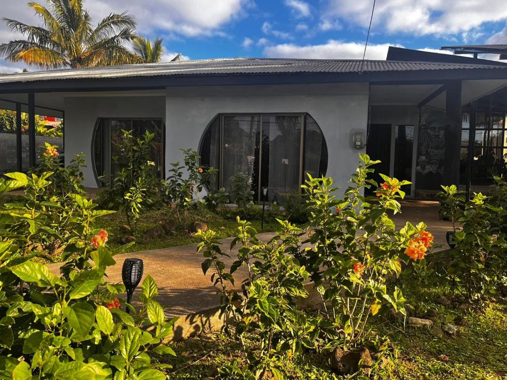 Hotel Hanau'eepe, Hanga Roa (precios actualizados 2026)