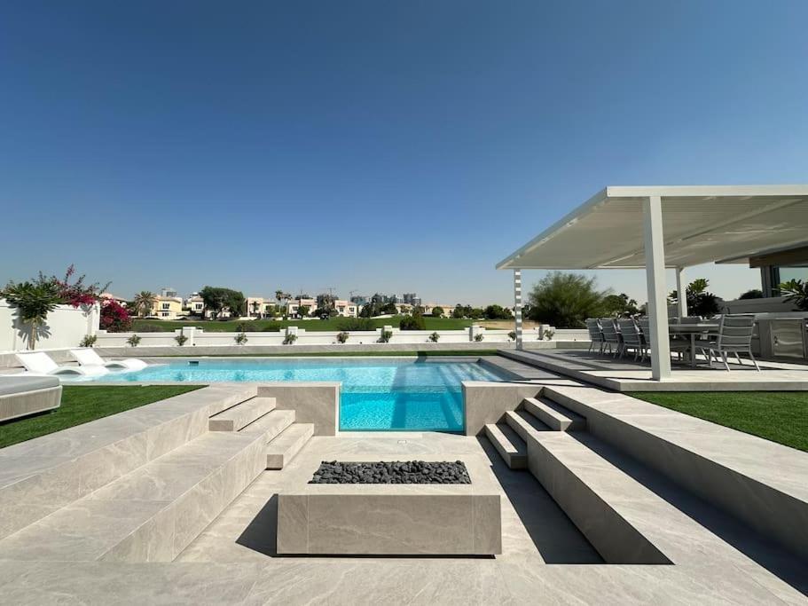 5 Bedroom 5 Star Golf Course Villa, Dubai (updated prices 2026)