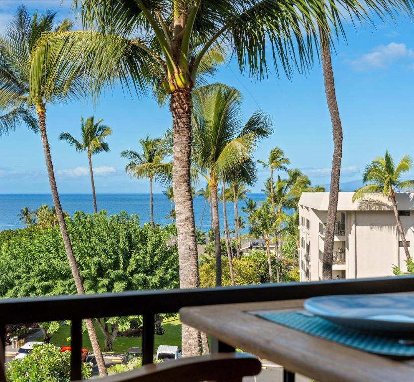 Kihei Akahi D-410 condo, Wailea (updated prices 2025)