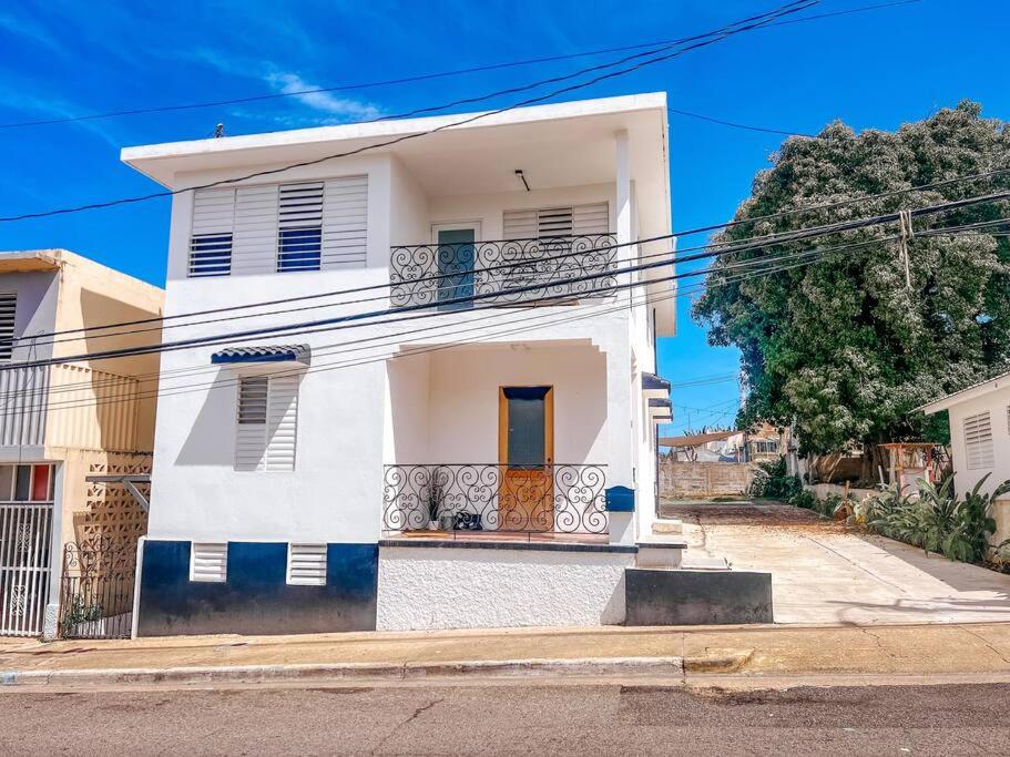 Isabela Surf Town House Ocean View Near Surf Spot, Isabela (updated ...