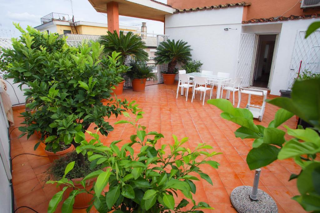 Oasi urbana - The Vatican Roof Garden, Rome (updated prices 2026)