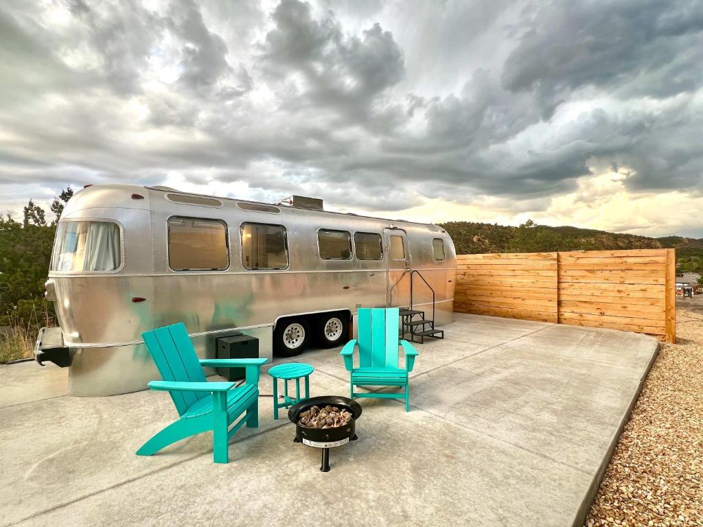 Airstream Legacy, Orderville (updated prices 2025)