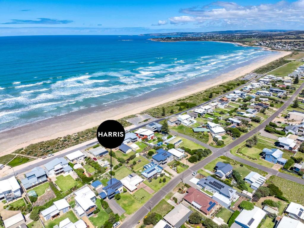 Kondoli 143 Newell Ave Middleton - Linen Included, Middleton (updated ...