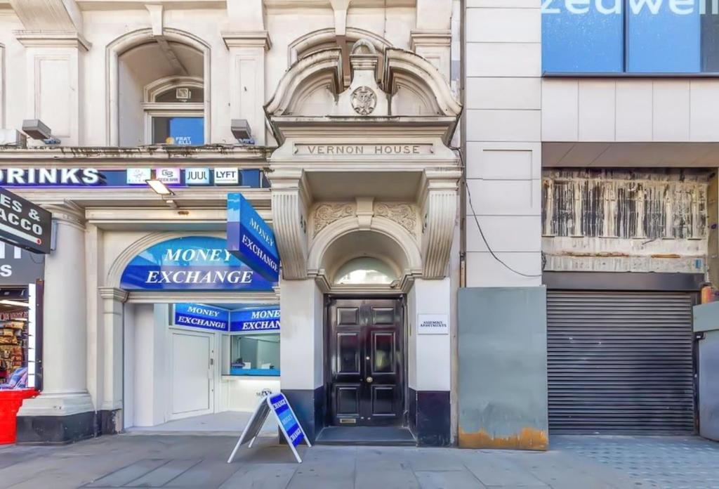 Sleep6 In Leicester Square, Soho VR7, London (updated prices 2026)