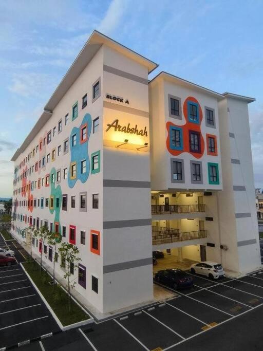 IFS SoHo Basic Homestay Entire Home, Seri Iskandar (updated prices 2025)