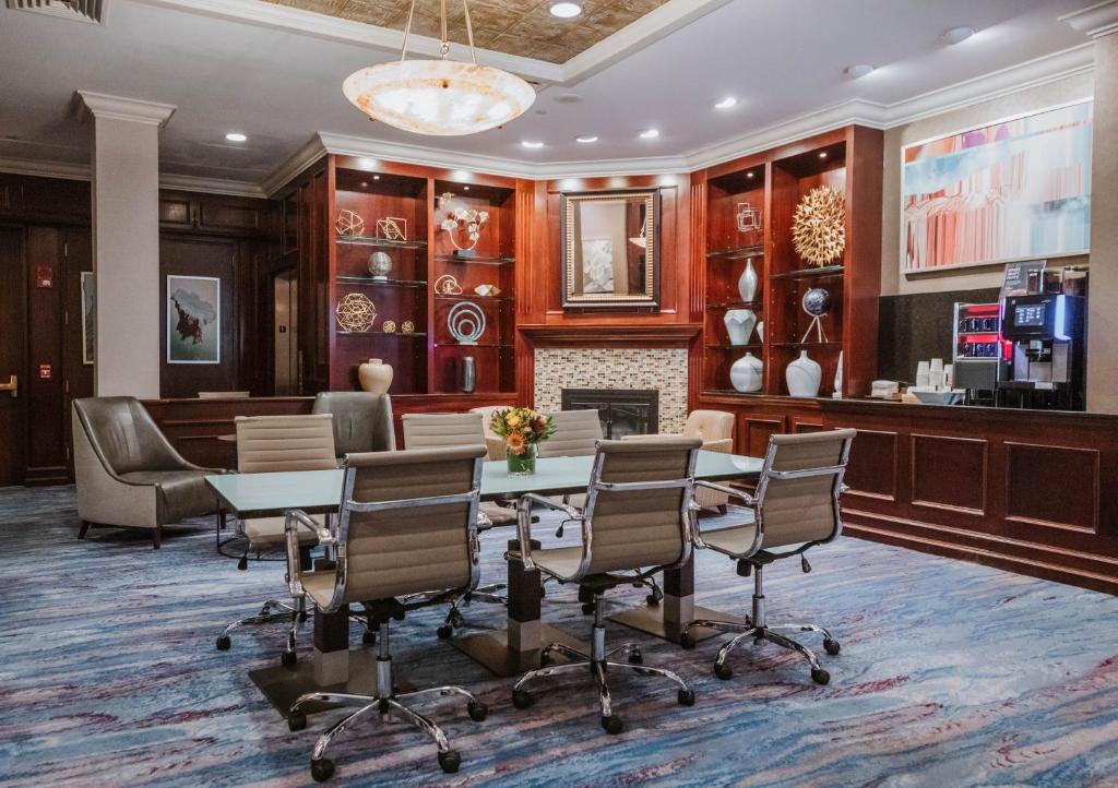 Club Quarters Hotel Faneuil Hall, Boston, Boston (updated prices 2025)