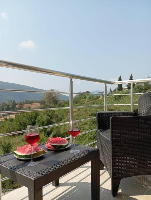 Simply Perfect, Ðenovići (precios actualizados 2025)