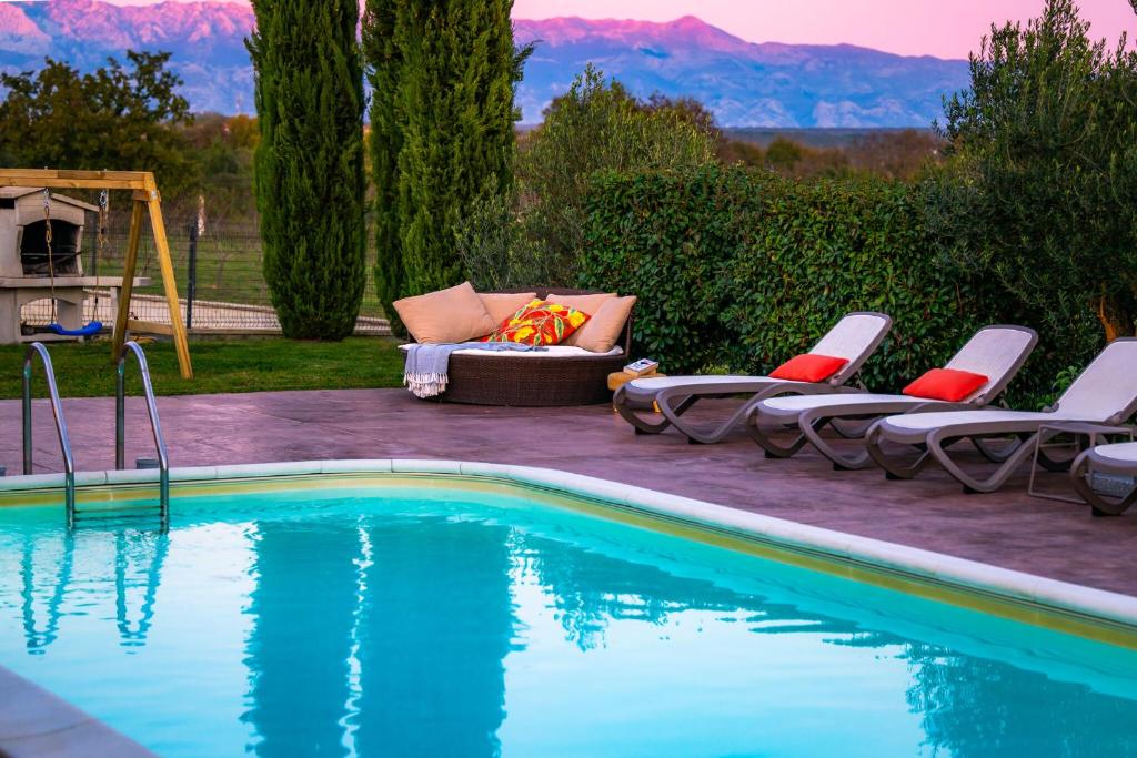 Villa Almond, Nin (updated prices 2025)