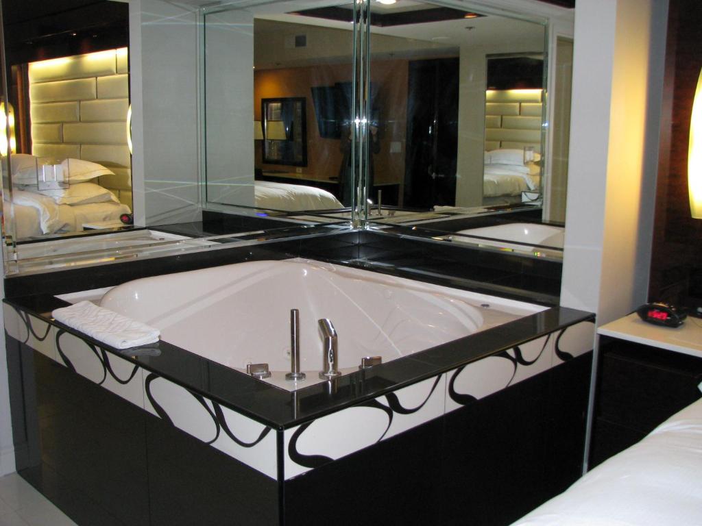 Planos De Las Habitaciones De Elara Las Vegas All Room Types Of Hilton
