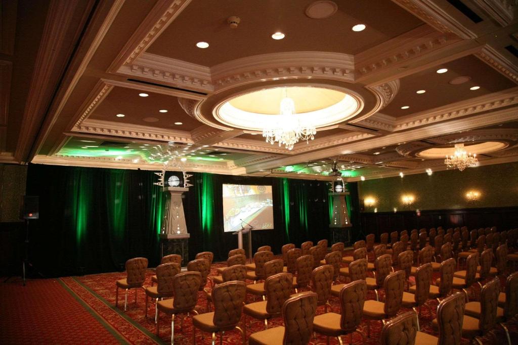 Radisson Hotel Cincinnati Riverfront, Covington (updated prices 2025)