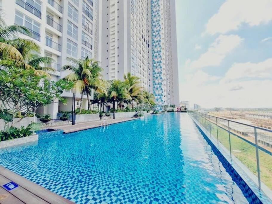 Fun-Filled Condo Midas Seri Alam, Masai (updated prices 2026)