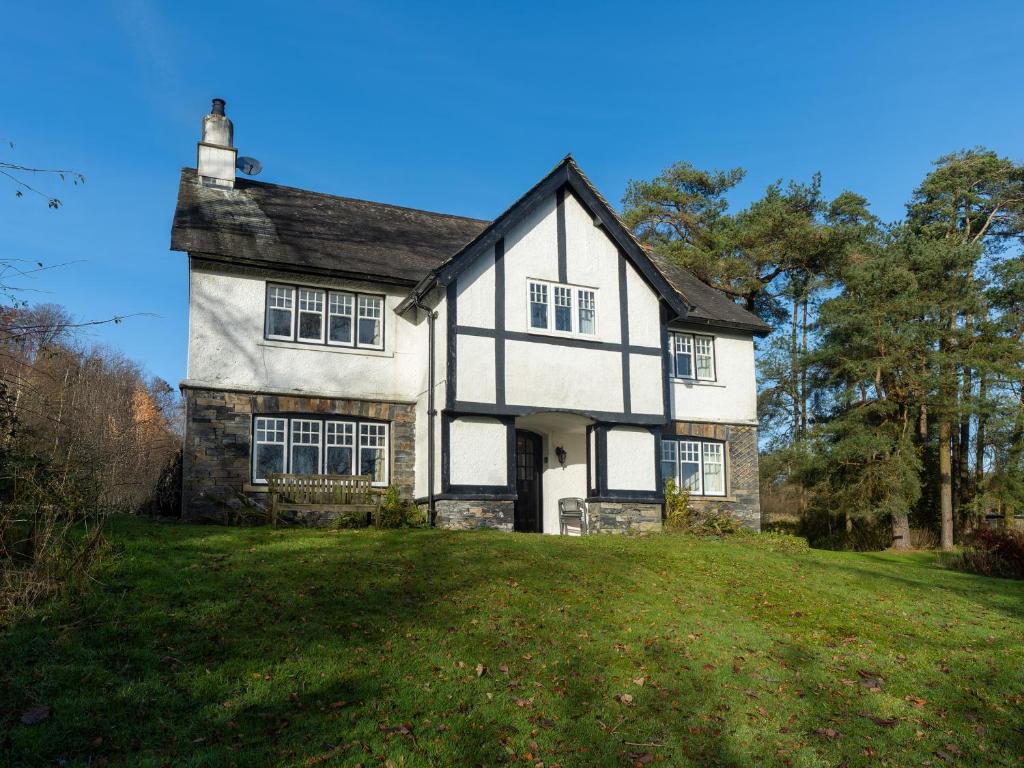 Pass the Keys Beautiful Detached Farm House Near Lake Coniston, Torver ...