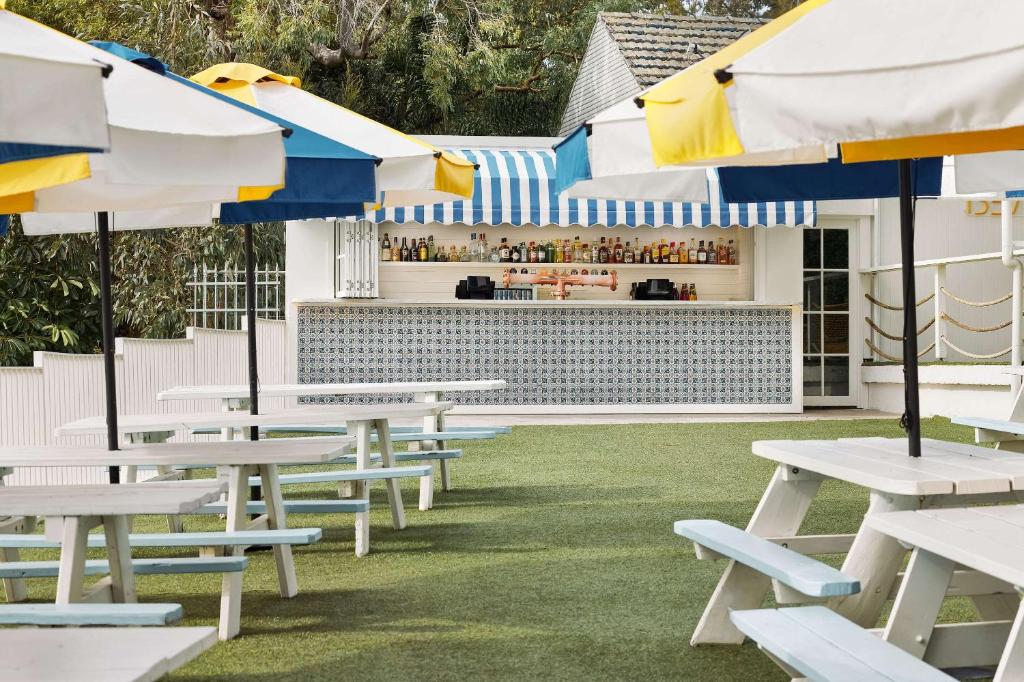 The Beachcomber Hotel & Resort, Ascend Hotel Collection, Toukley ...