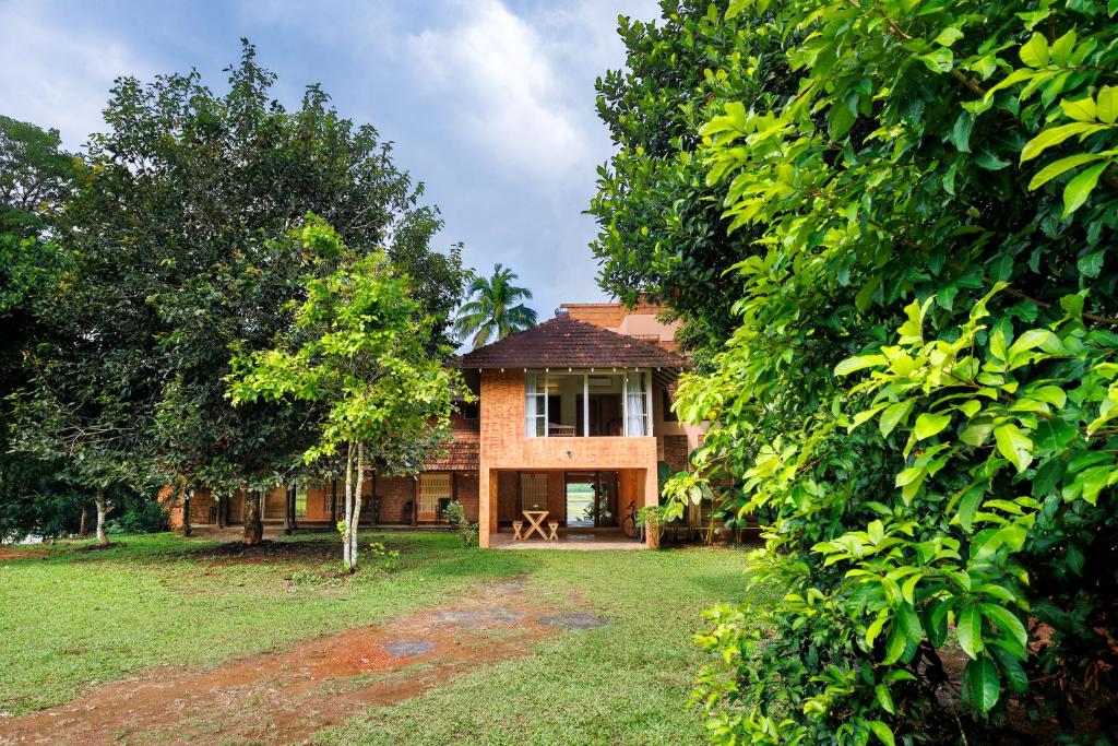 Serenity Farm & Ayurvedic Retreat, Ernakulam (updated prices 2025)
