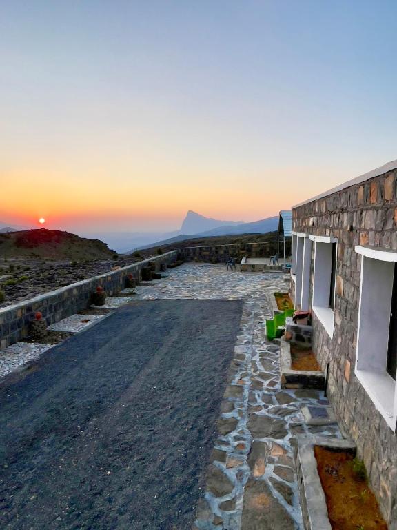 Jebel shams Sky, Misfāh (updated prices 2025)