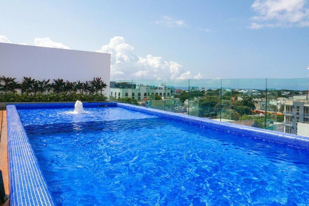 Luxe Top-Floor Incredible Roof Pool at Complex, Playa del Carmen ...
