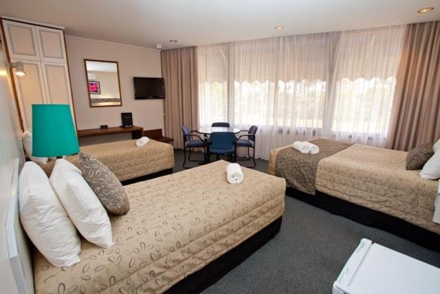 Connells Motel & Serviced Apartments, Traralgon (updated prices 2025)
