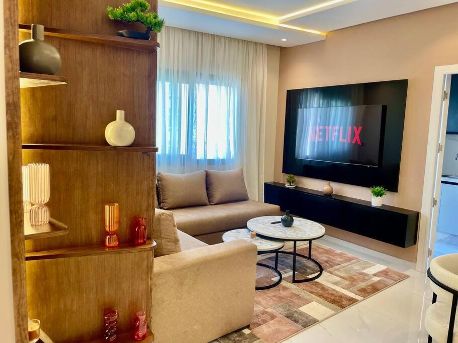 Elegant Suite Stay - Beach-Walk Downtown, Tangier (updated prices 2025)