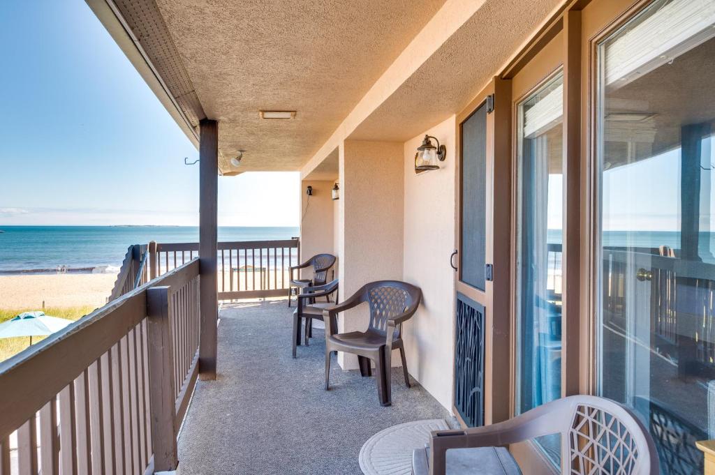 Beachfront Old Orchard Condo Walkable to Pier!, Old Orchard Beach ...
