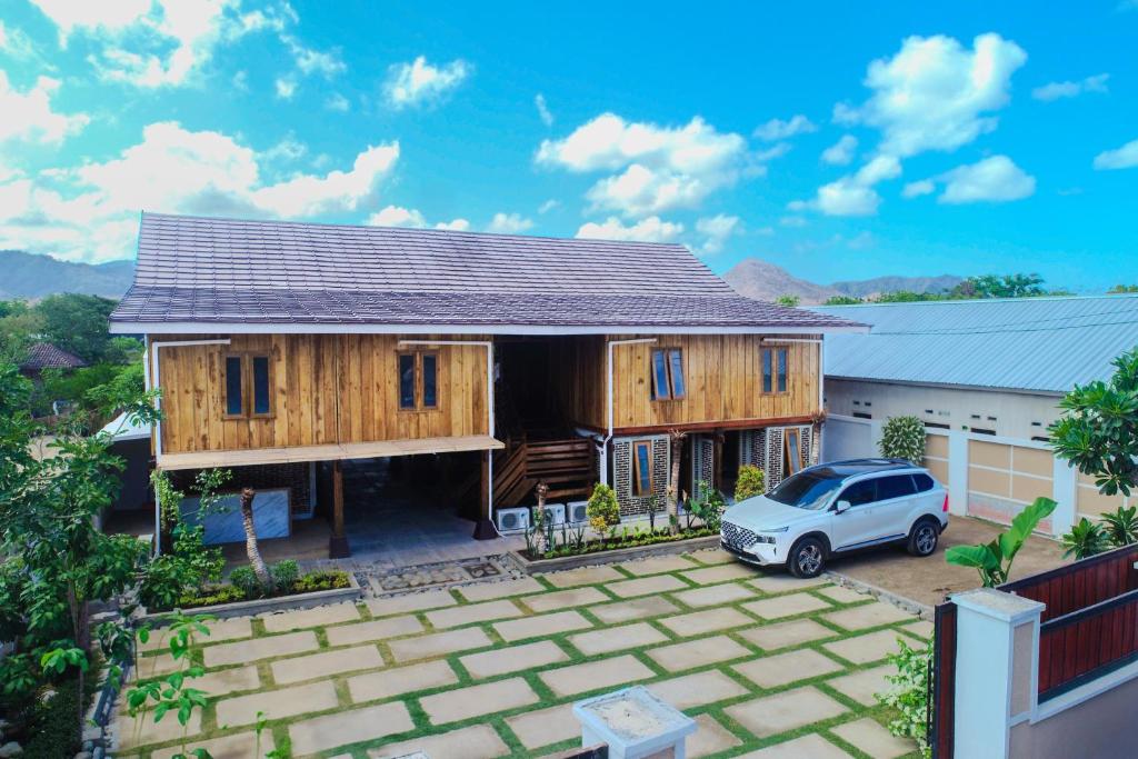 Maluk Surf House, Maluk (updated prices 2026)