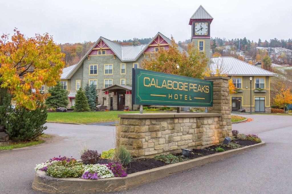 Calabogie Peaks Hotel, Ascend Hotel Member, Calabogie (updated prices 2025)