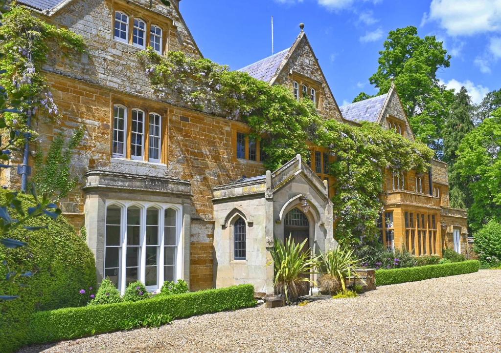 Flore House, Flore (updated prices 2025)