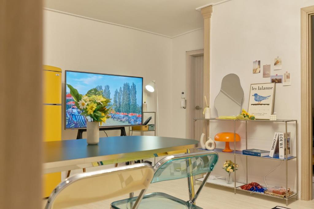 Lemon Tree Stay Sagajeong Station - Line 7, Seoul (updated prices 2026)