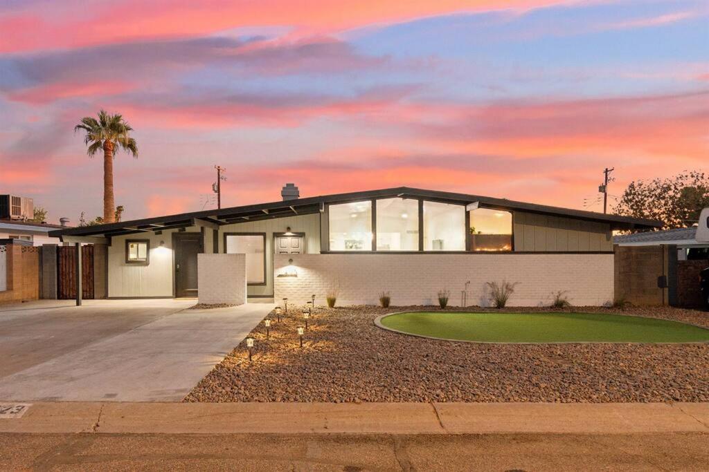 Mid-Century Modern Casita, Phoenix (updated prices 2025)