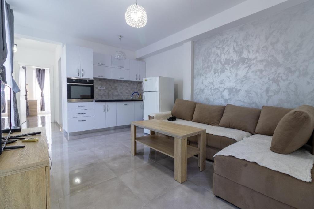 Stan-Pinjes 2, Ulcinj (updated prices 2026)