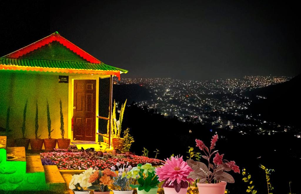 Tourist Land Resort - Rani Cottage, Dharān Bāzār (precios actualizados ...