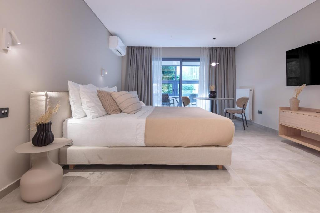 Phaedrus Living Athens Luxury Residences Aurora, Athens (updated prices ...