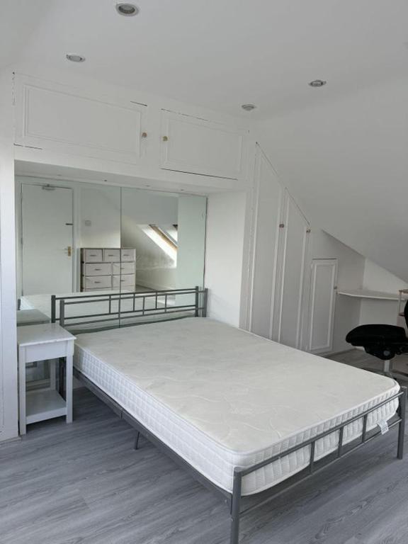 78 Outram Road, South Norwood (updated prices 2025)