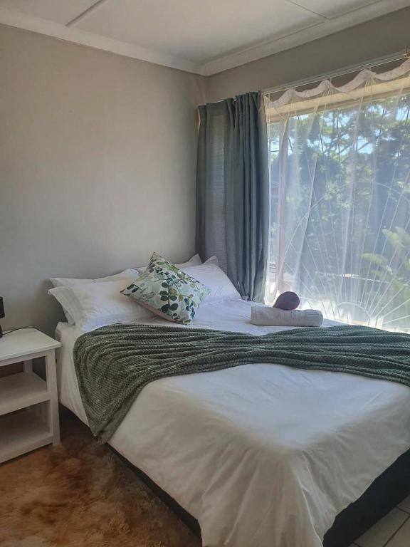 Beautiful cottage, East London (updated prices 2026)