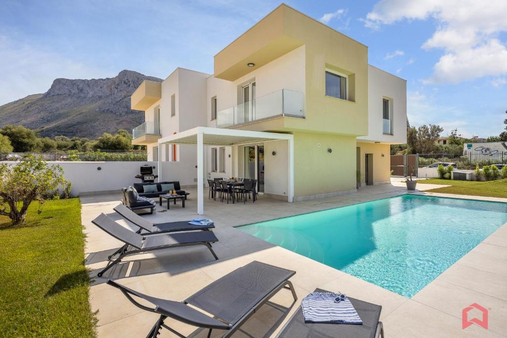 Brand New Villa with Private Heated Pool, Terrasini (aktualisierte ...