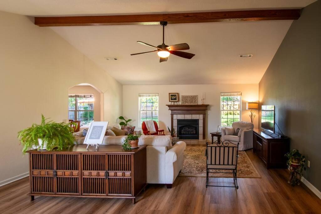 The Shalom Home -House of Peace, Siloam Springs (precios actualizados 2025)