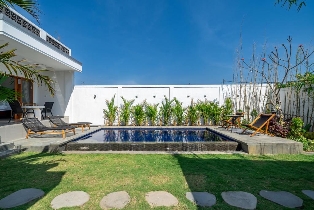 Rooftop Bliss - A Modern Villa with Sweeping Views, Kerobokan (updated ...