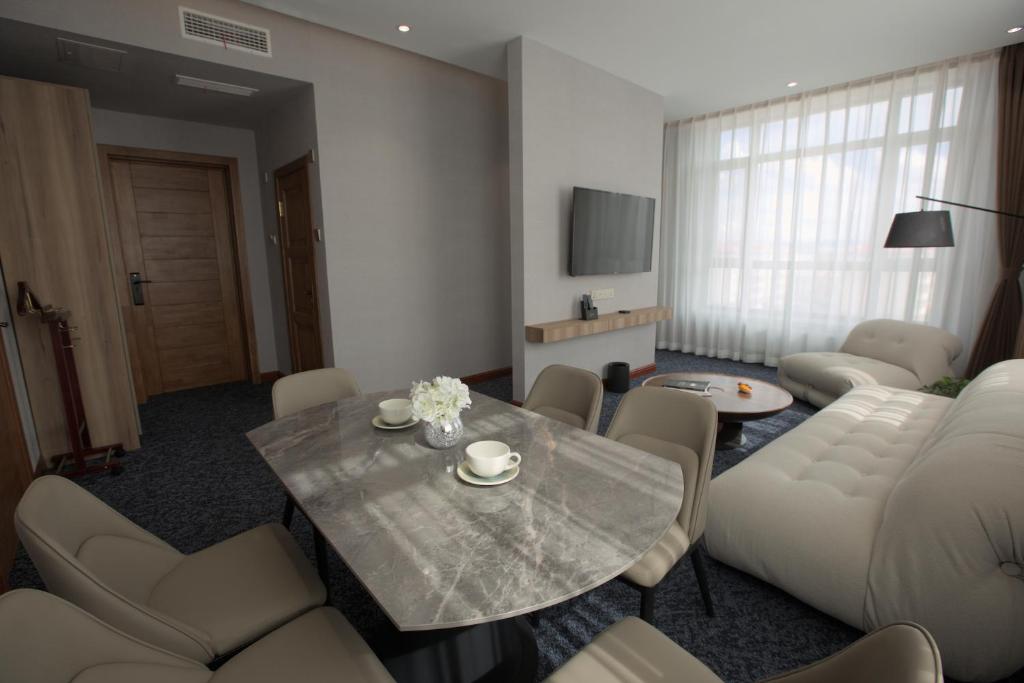 Khangain Tugul Hotel, Tsetserleg (updated prices 2026)
