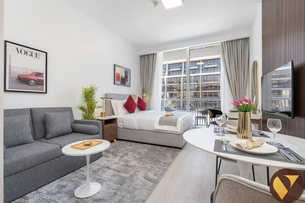 VOGUE Luma22 JVC 5 Mins Circle mall & 12 Mins Emirates Mall, Dubai ...