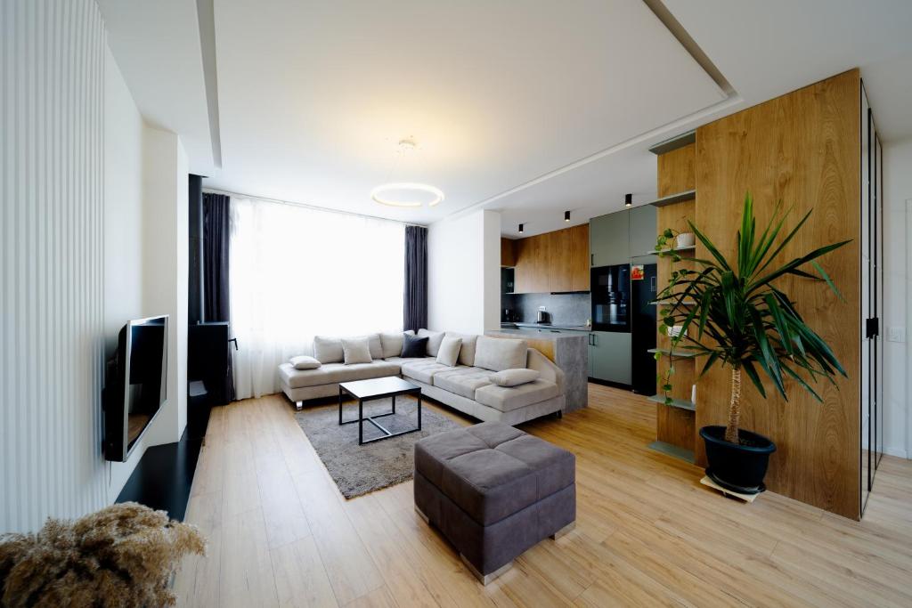 City View Penthouse with Private Veranda, Tirana (precios actualizados ...