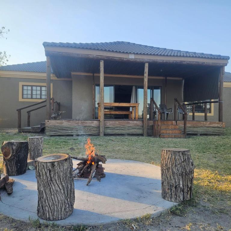 Dagha Boys, Khwai (updated prices 2025)