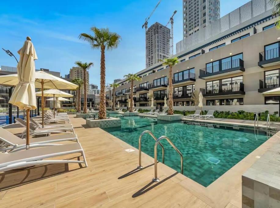 Luxury Studio apartment in JVC, Oakley Square Residences, Dubai (preços ...