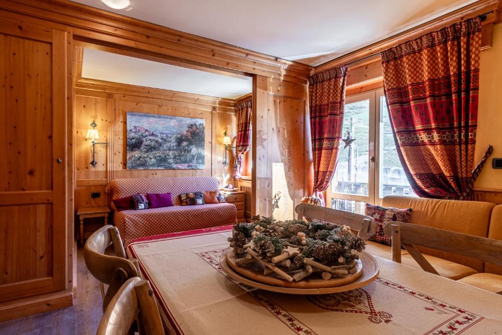 Cervinia Mountain Bliss - Front of ski lift, Breuil-Cervinia (updated ...